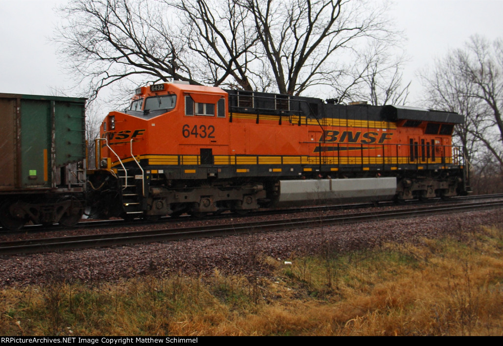 BNSF 6432 - DPU